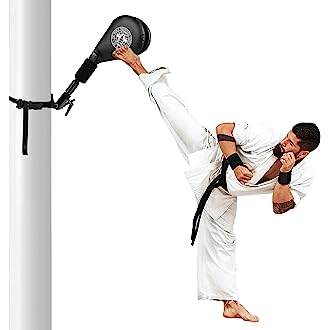 Taekwondo Life Magazine’s Podcast: The Proper Way to Hold Kicking Paddles
